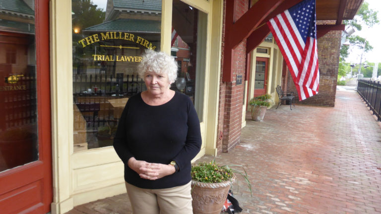 Christine Sheppard: la première plaignante américaine – Le blog de ...